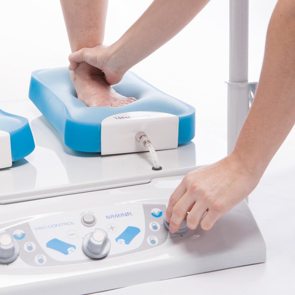 Control unit with vacuum pump for impression cushions Vac-Control ...